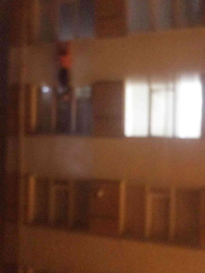 Konya'da intihar! Genç kız dördüncü kattan atladı Konya'da intihar! Genç kız dördüncü kattan atladı